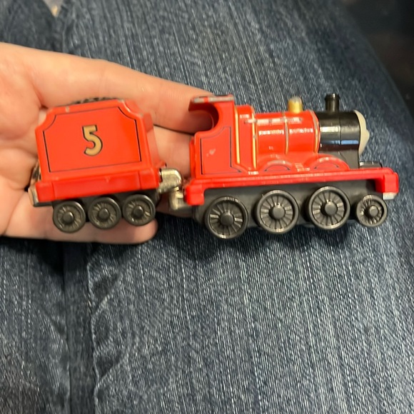 Thomas & Friends | Toys | Thomas Friends Trackmaster Pushalong James ...